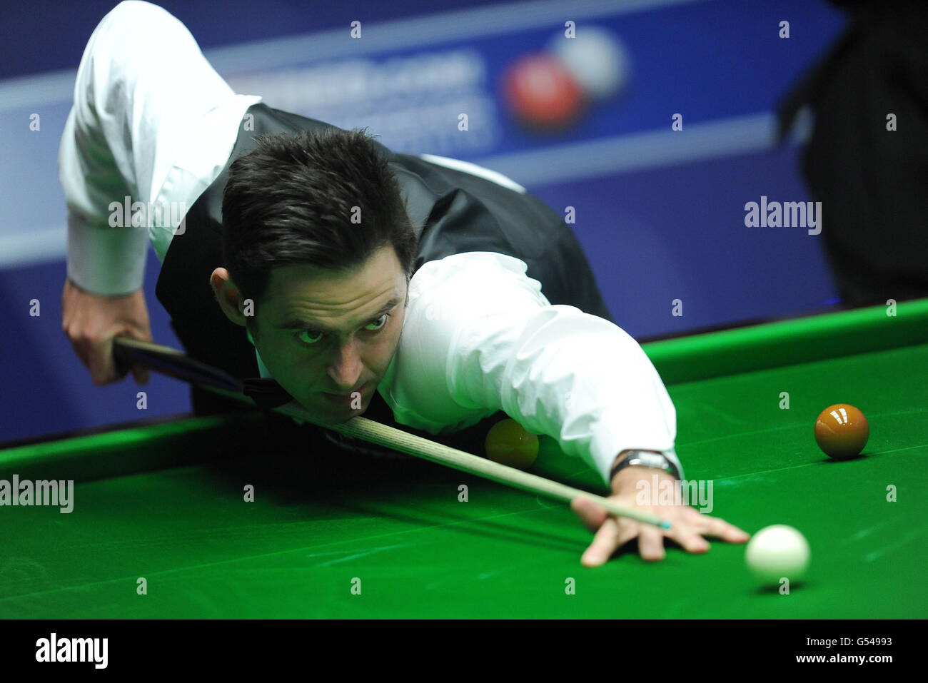 Englands ronnie osullivanat table betfred com world snooker ...