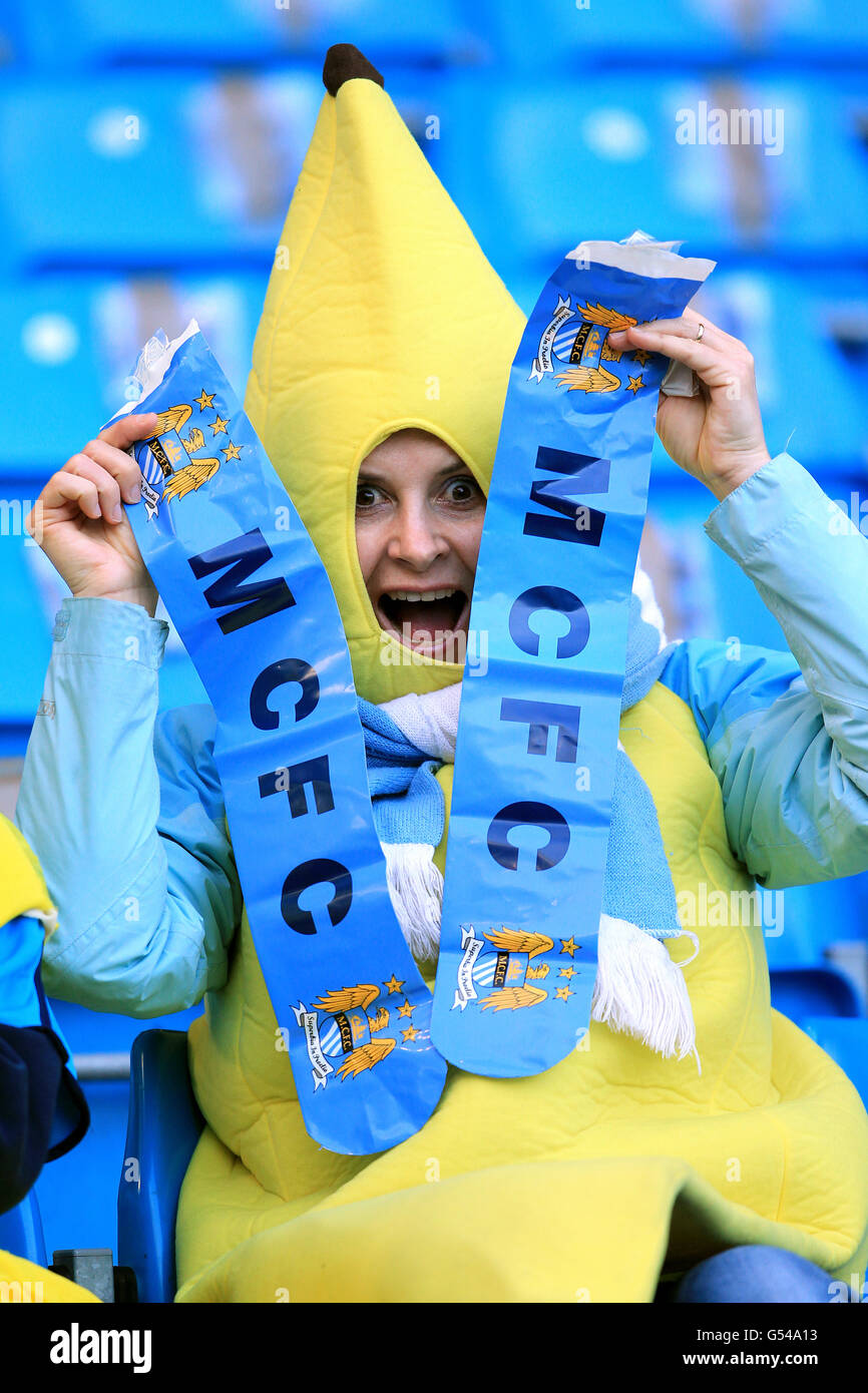 Manchester city fan dressed as a banana hi-res stock photography and ...