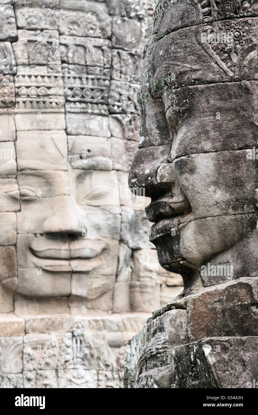 Royal buddha image hi-res stock photography and images - Alamy