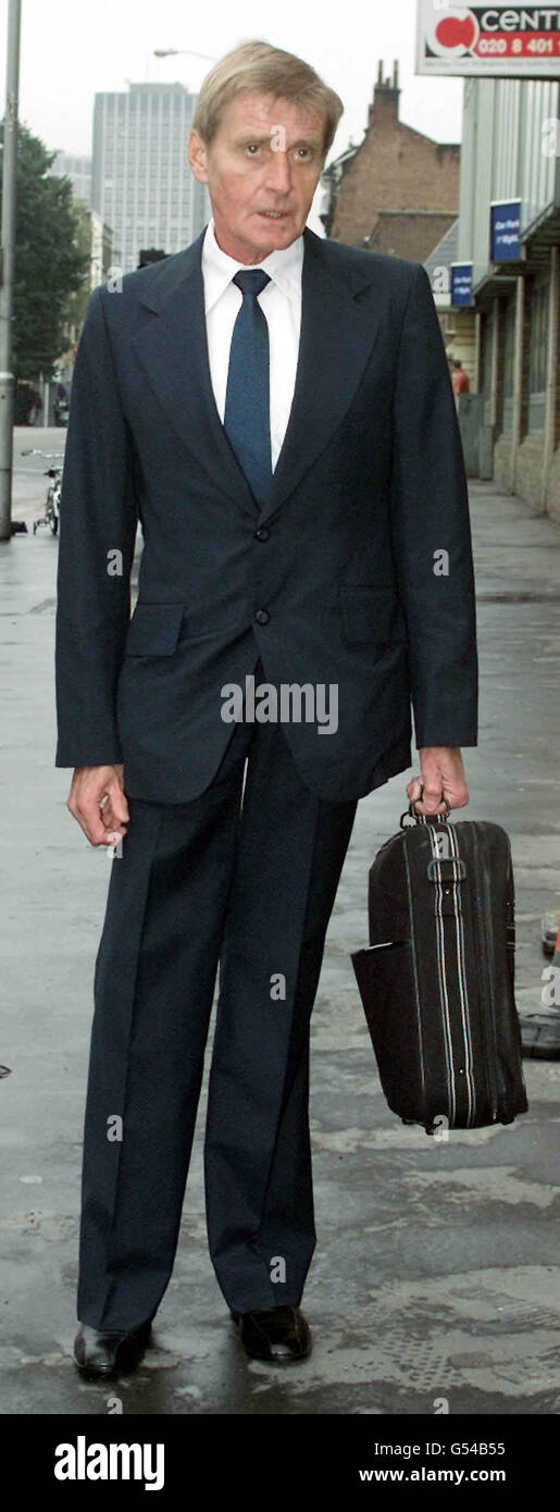 Captain Stuart Clapson, 52, former British Airways aircraft pilot ...