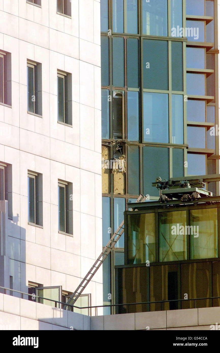 Mi6 blast damage hi-res stock photography and images - Alamy