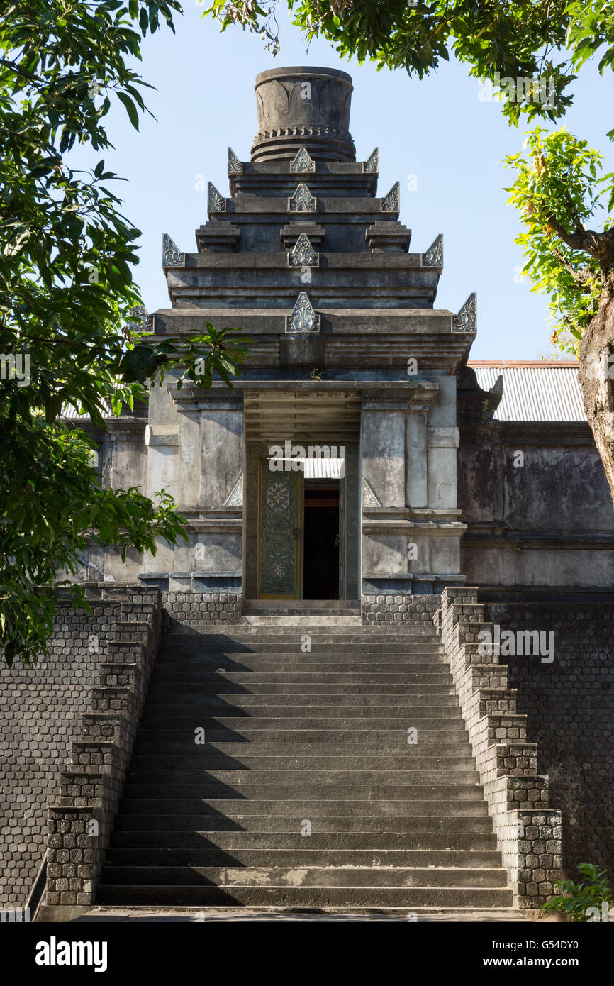 Makam raja raja surakarta hi-res stock photography and images - Alamy