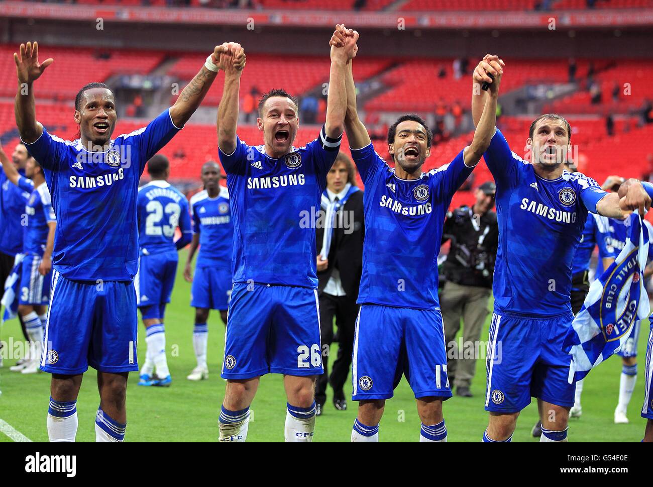 John terry and didier drogba chelsea hi-res stock photography and ...