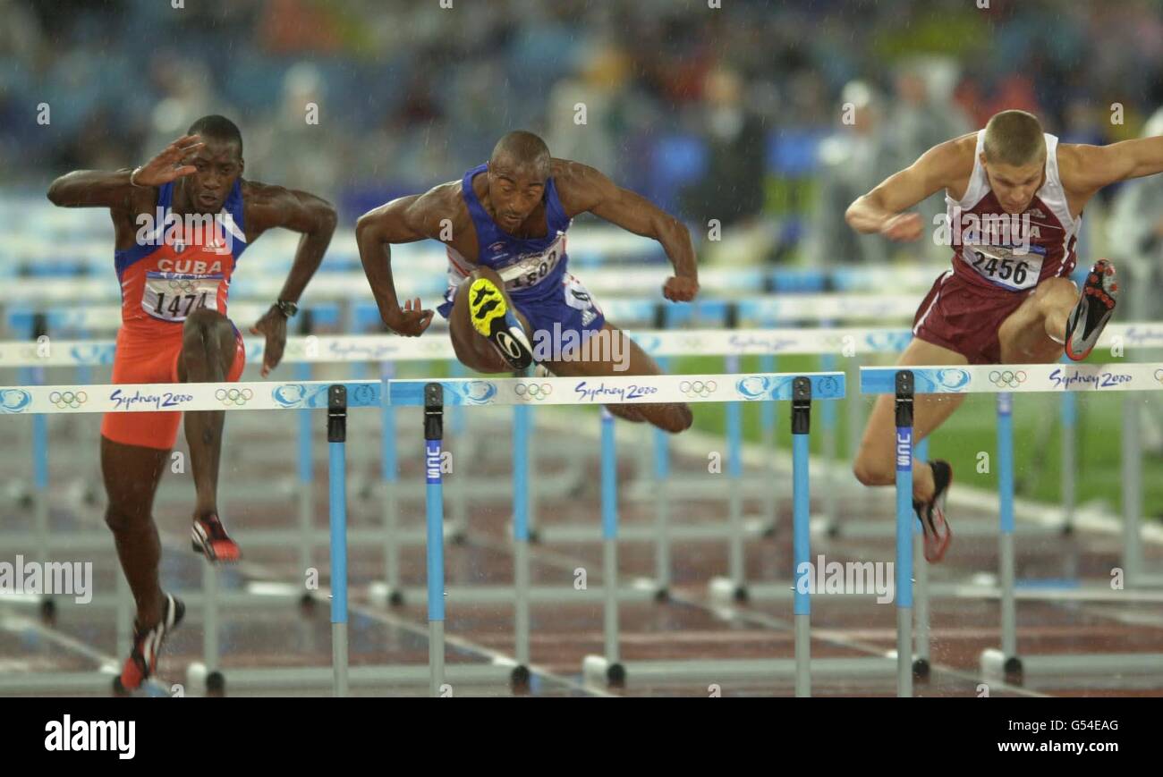 Sydney olympics colin jackson hi-res stock photography and images - Alamy