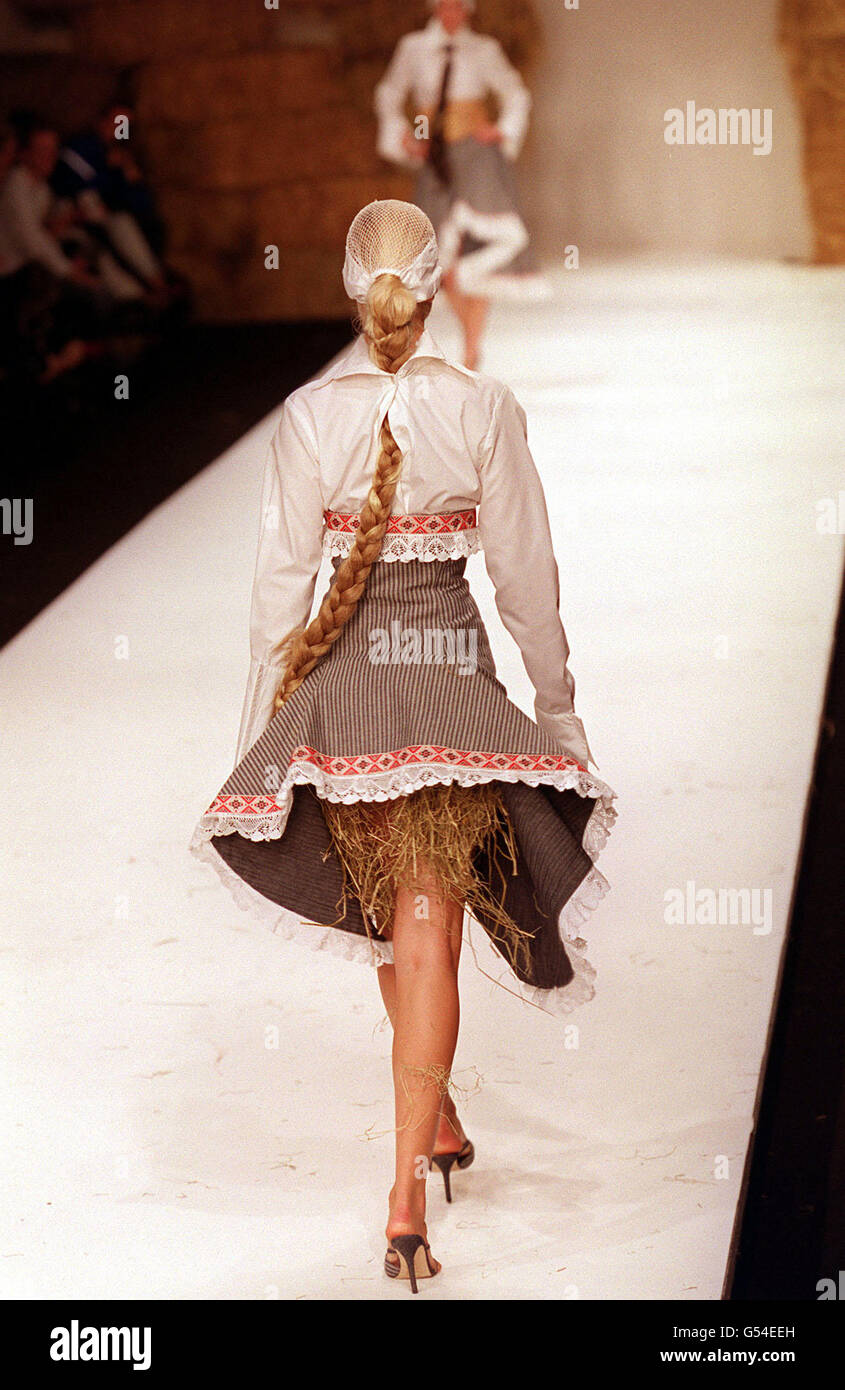 Polish fashion designer arkadius hi-res stock photography and images ...