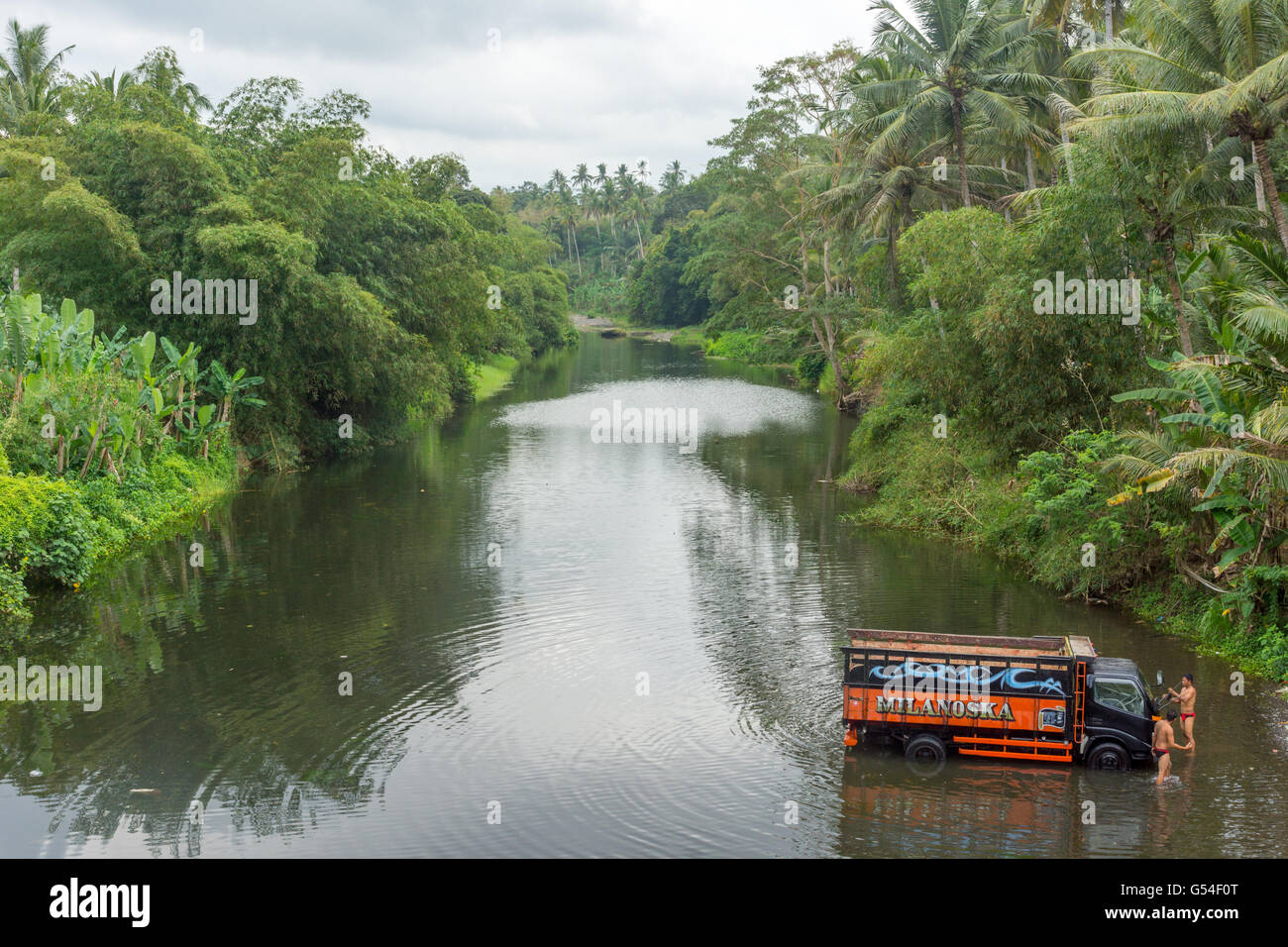 Indonesia, Bali, Tabanan, truck river wash in the region of Tabanan ...