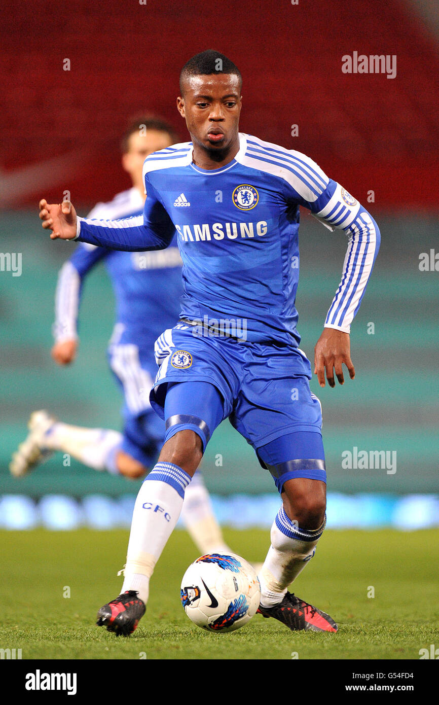 Nathaniel chalobah chelsea hi-res stock photography and images - Alamy