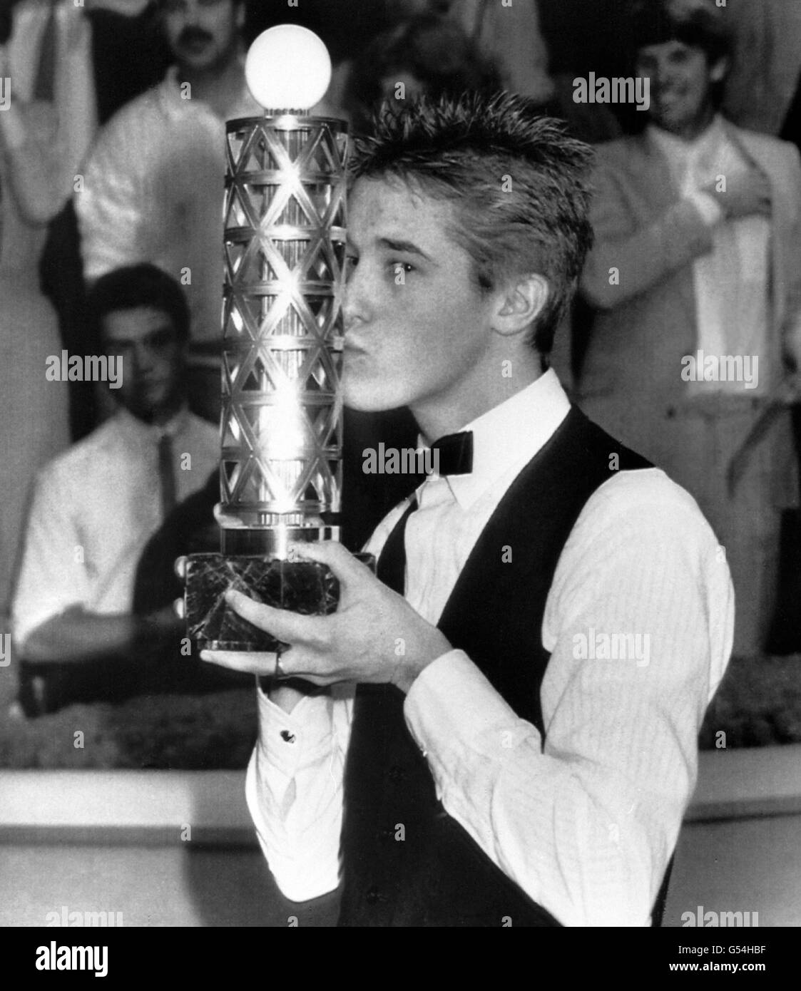 Snooker player 80s hi-res stock photography and images - Alamy