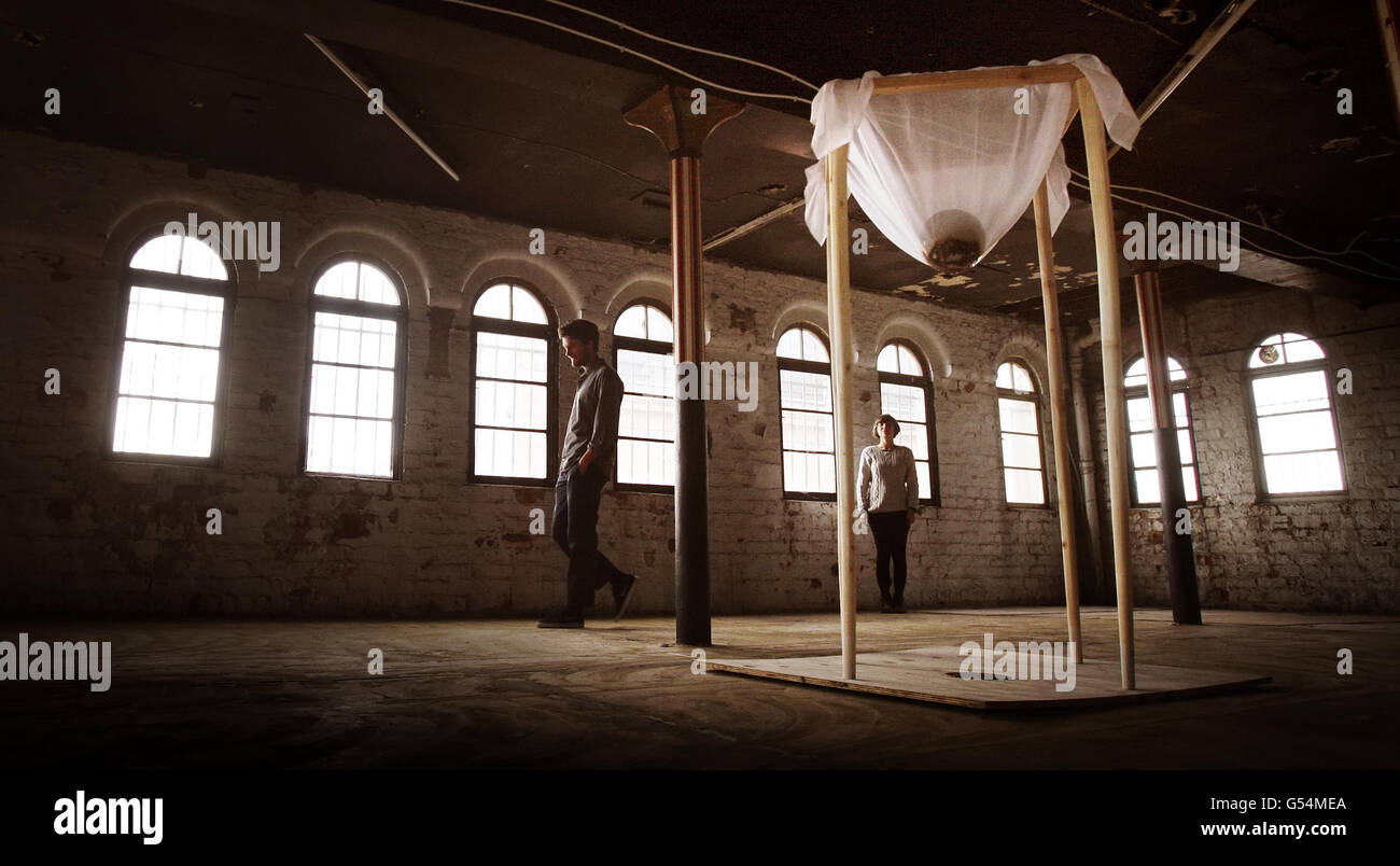 Stark visual hi-res stock photography and images - Alamy