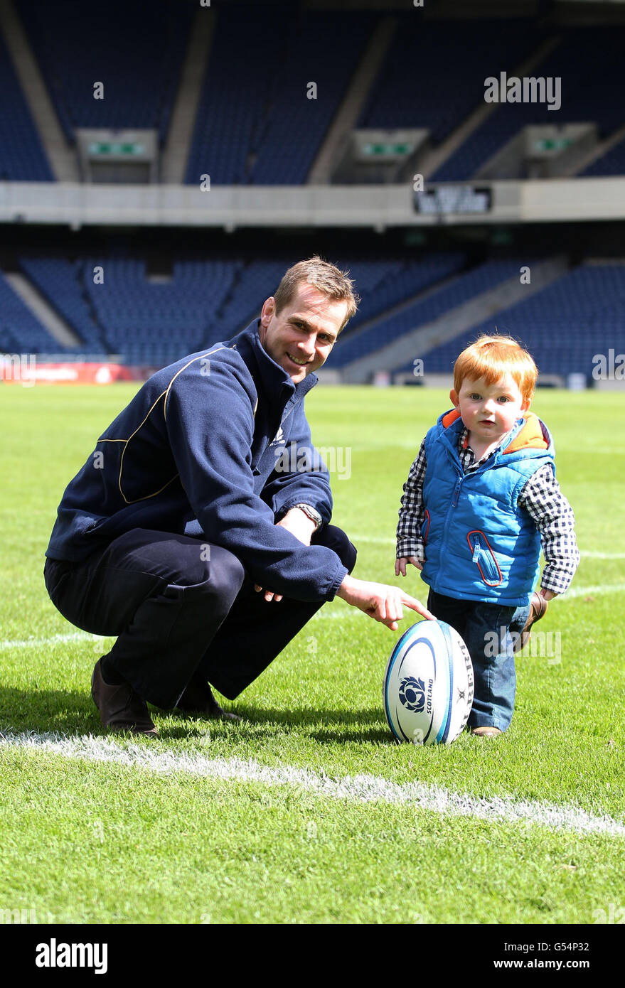 Chris Paterson pictured with Lachlan Milne (great grandson of John ...
