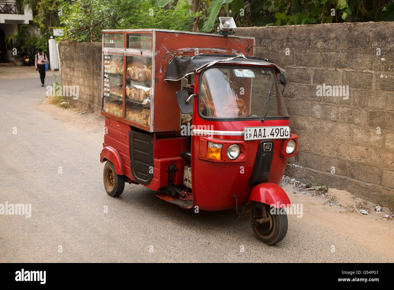 Sri Lanka, Galle Province, Unawatuna village, autorickshaw bread ...