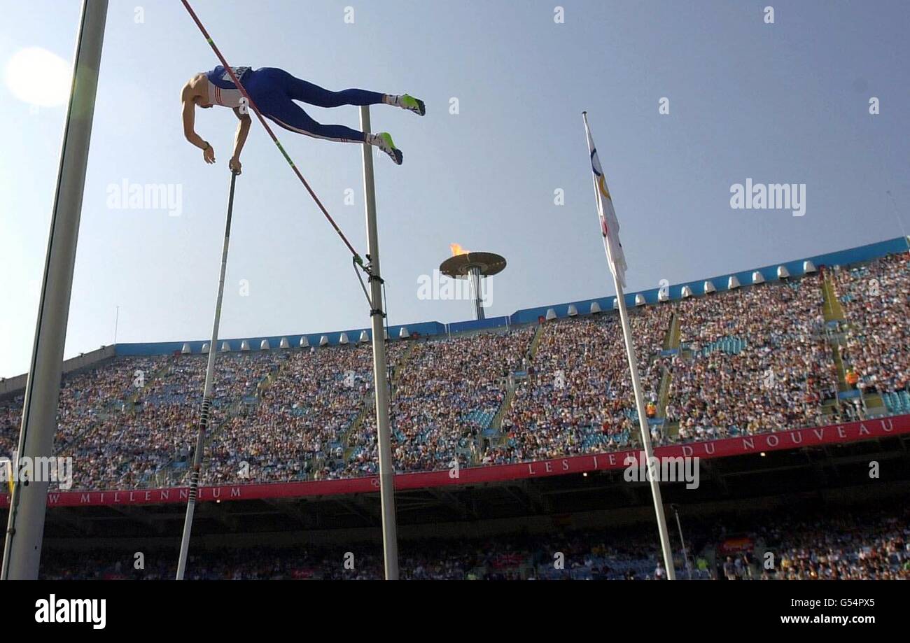 Great Britain's Dean Macey in action during the Pole Vault section of ...