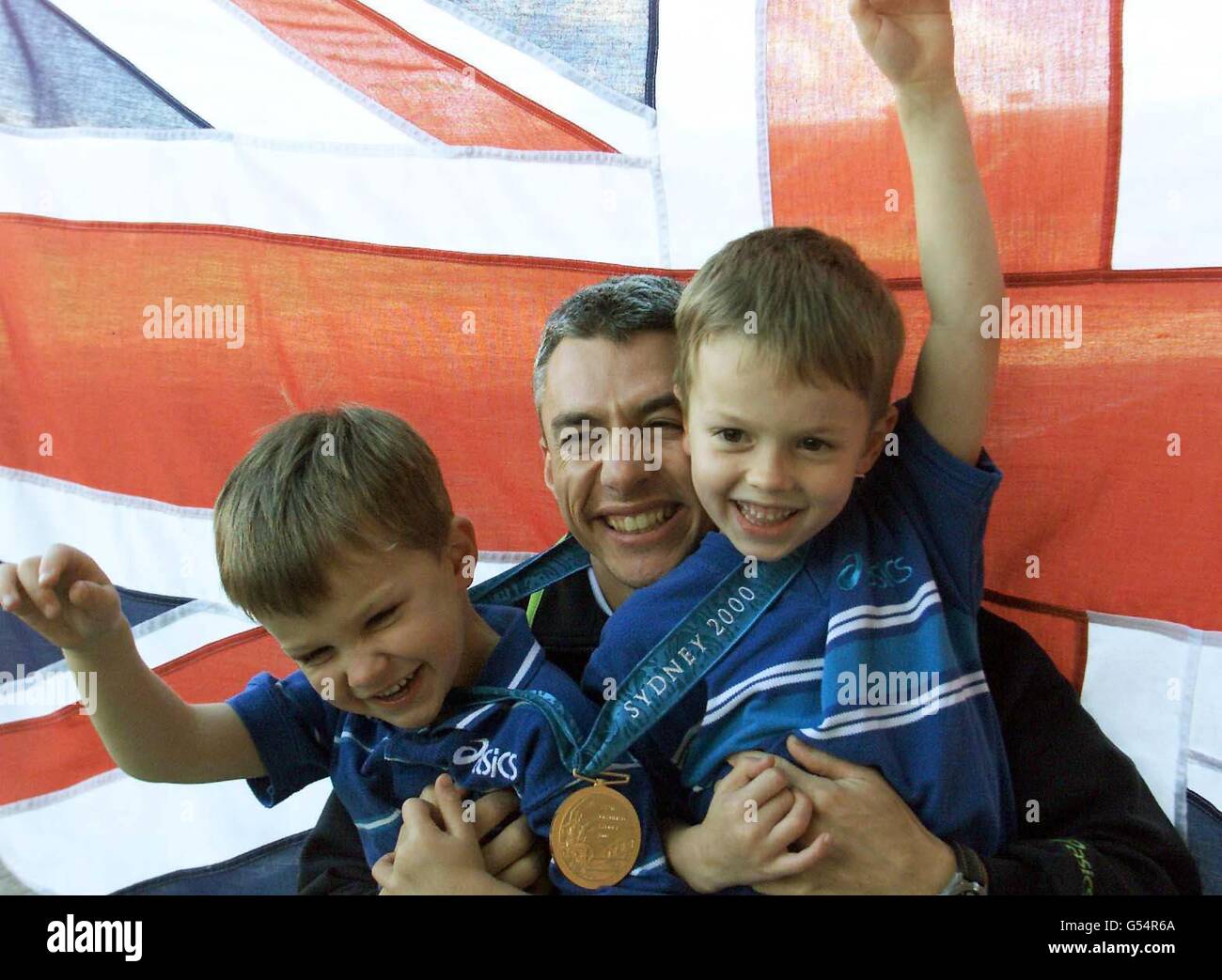 Sydney olympics jonathan edwards hi-res stock photography and images ...