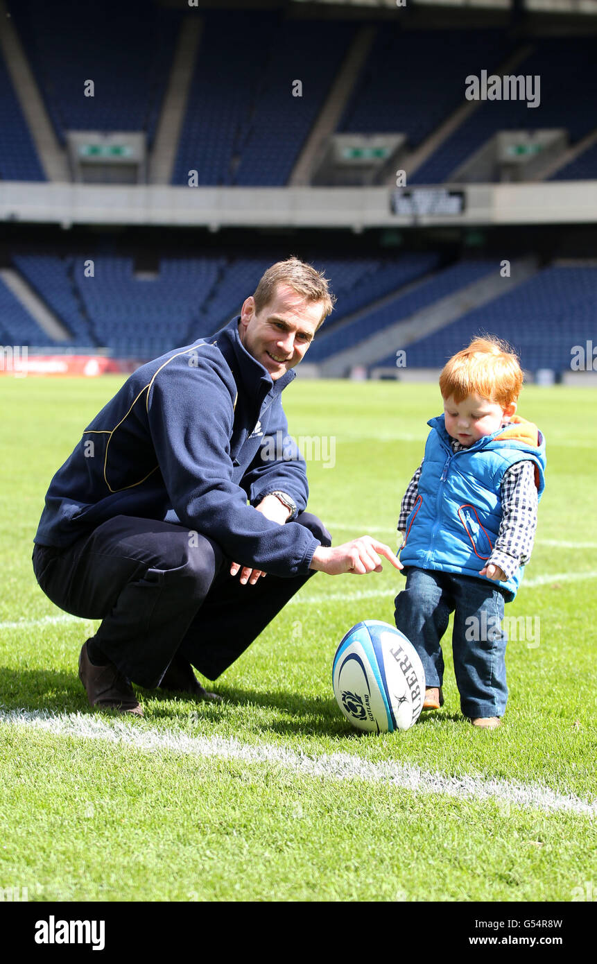 Chris Paterson pictured with Lachlan Milne (great grandson of John ...