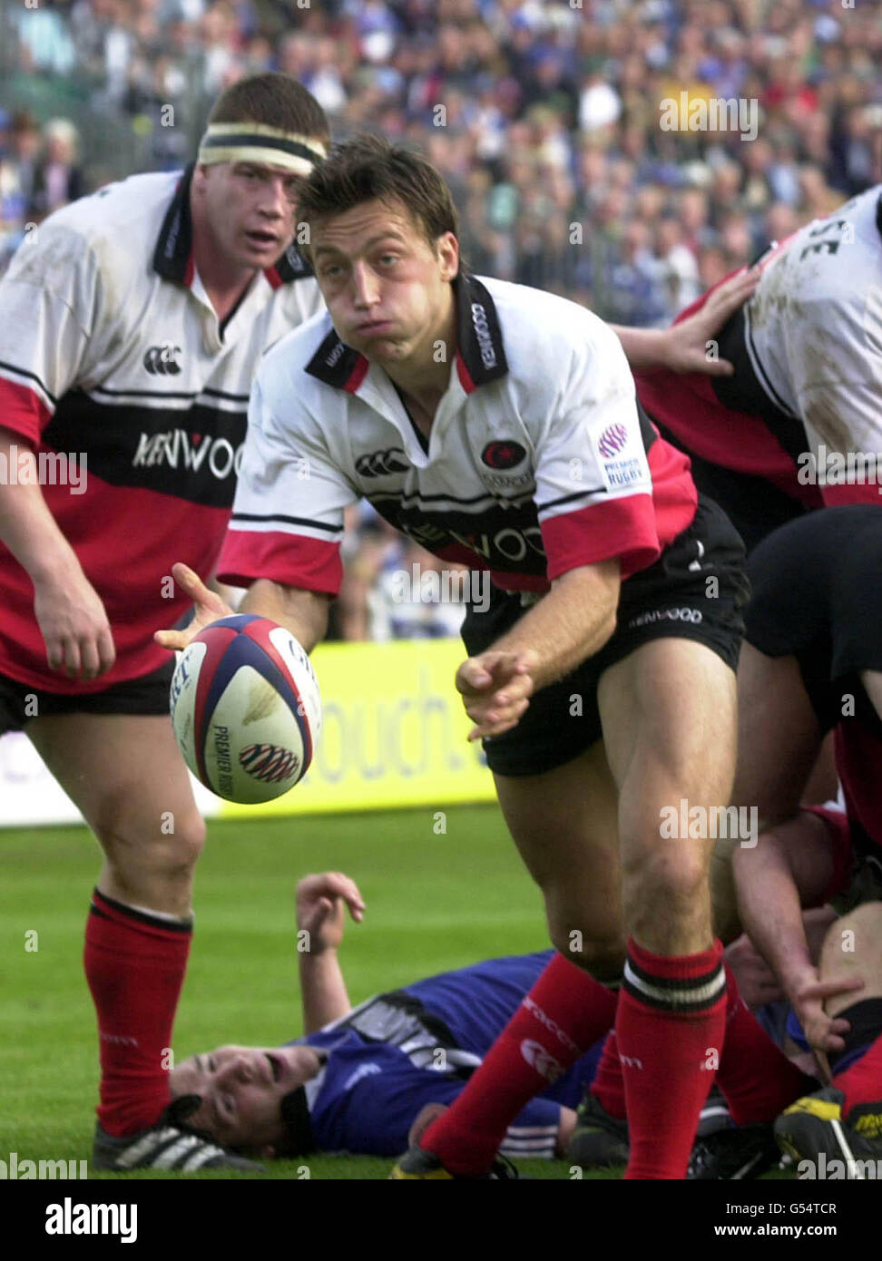 Saracens' wing threequarter Dan Luger in action during the Premiership ...