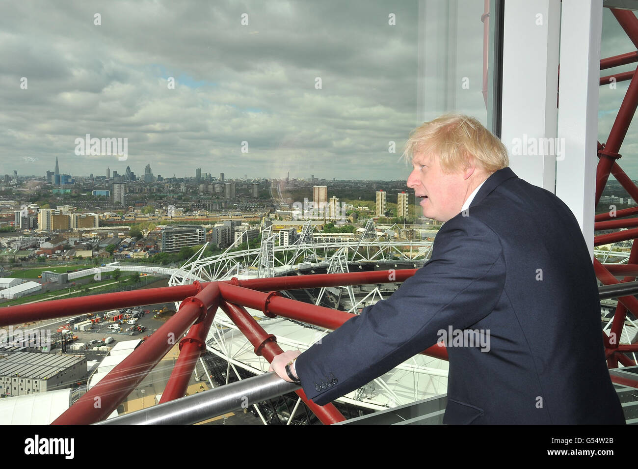 Orbit viewing platform london olympics hi-res stock photography and ...