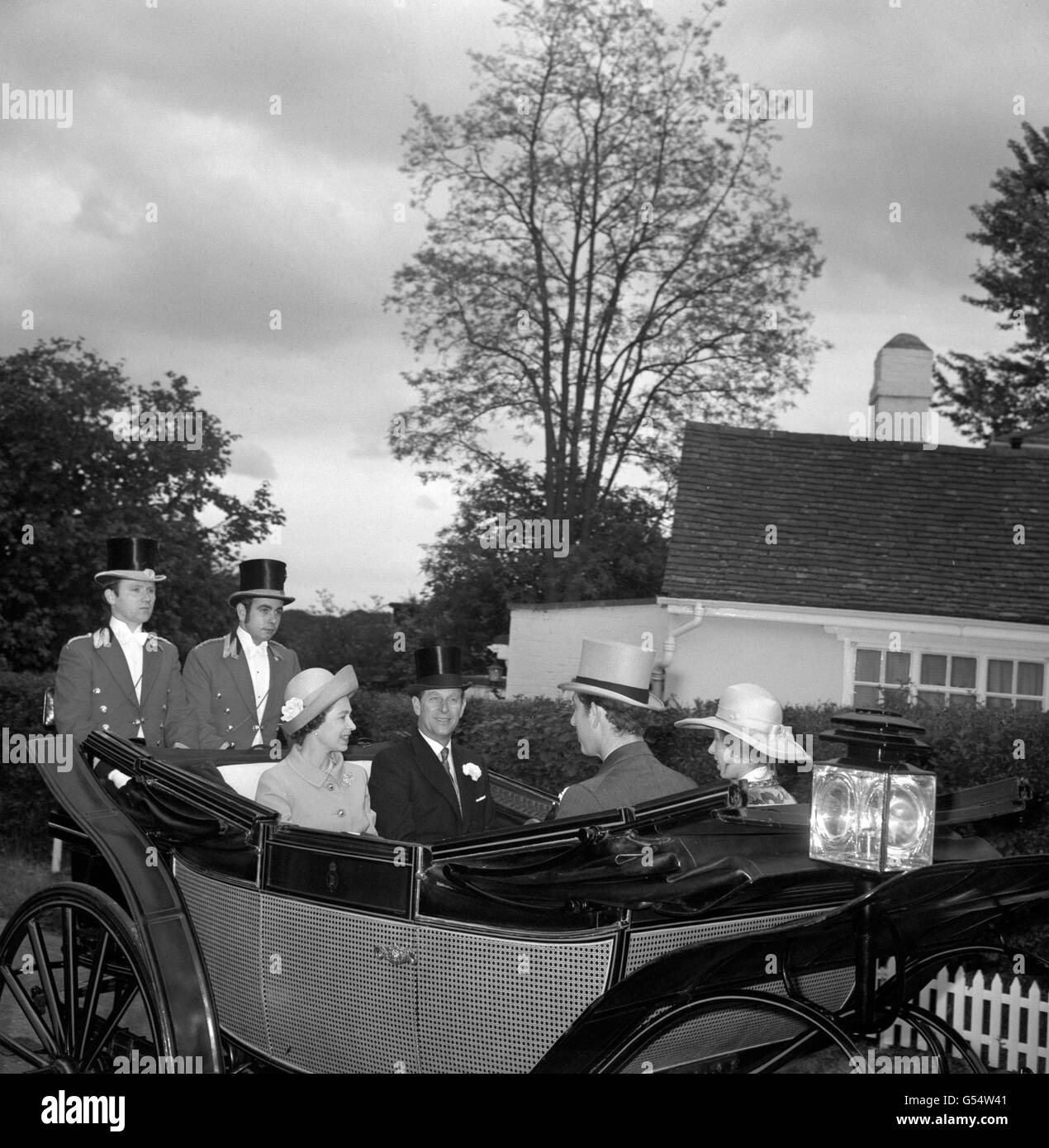 Horse Racing - Royal Ascot - Ascot Racecourse Stock Photo - Alamy
