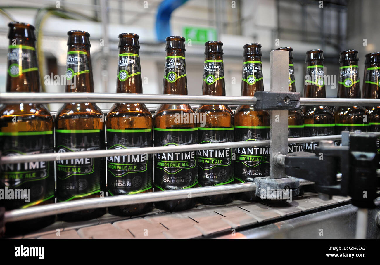 Greenwich meantime beer hi-res stock photography and images - Alamy