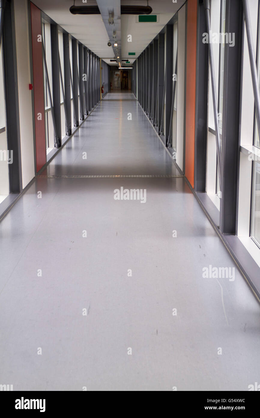 Corridoor hi-res stock photography and images - Alamy