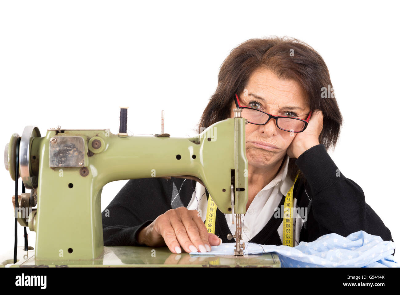 Old age elderly people sewing hi-res stock photography and images - Alamy