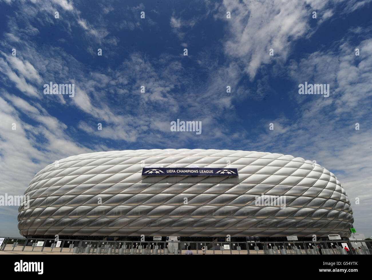 Soccer uefa champions league final chelsea training allianz arena hi ...