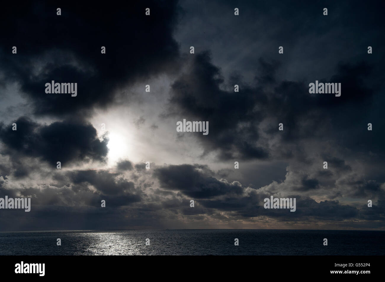 Steely skies hi-res stock photography and images - Alamy