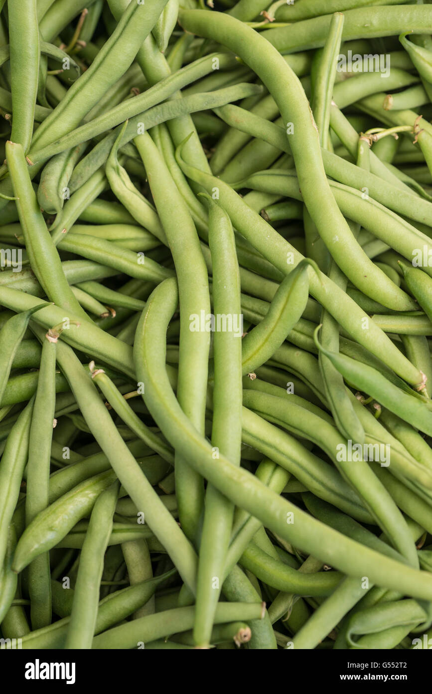 Long beans at market hi-res stock photography and images - Alamy