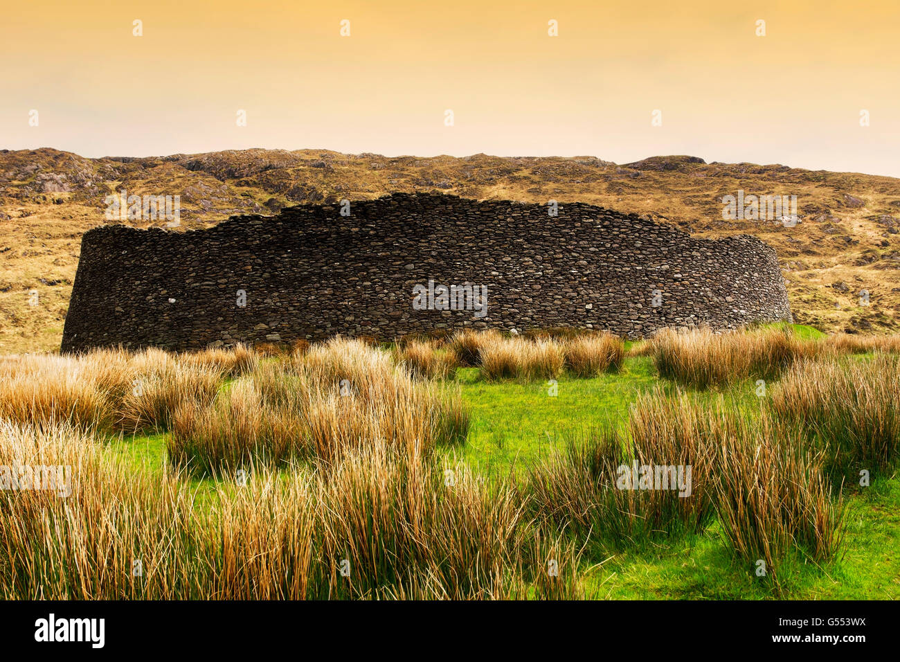 Old fortress in Ireland ( Kerry country Stock Photo - Alamy