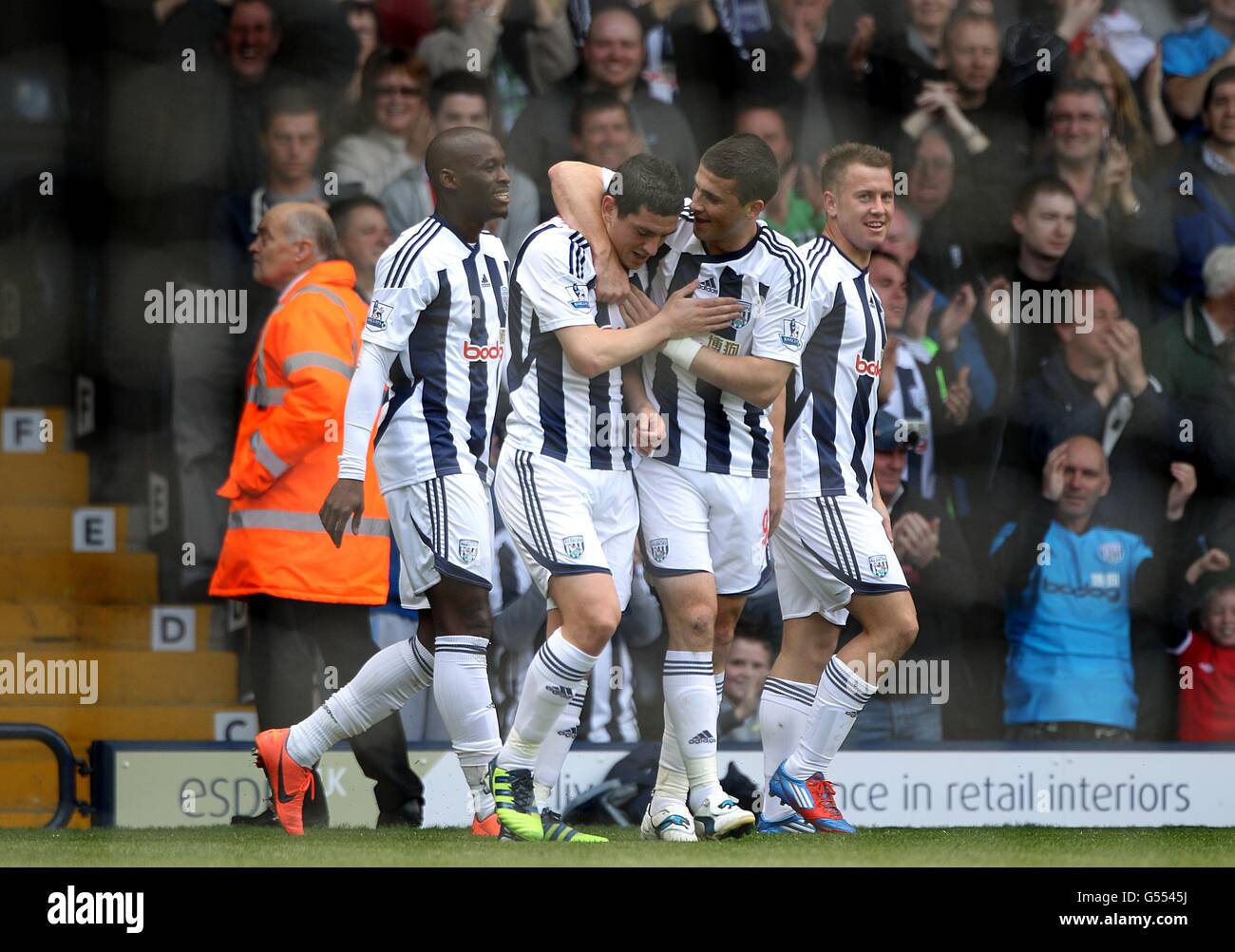 West Bromwich Albion's Graham Dorrans (second left) celebrates scoring ...