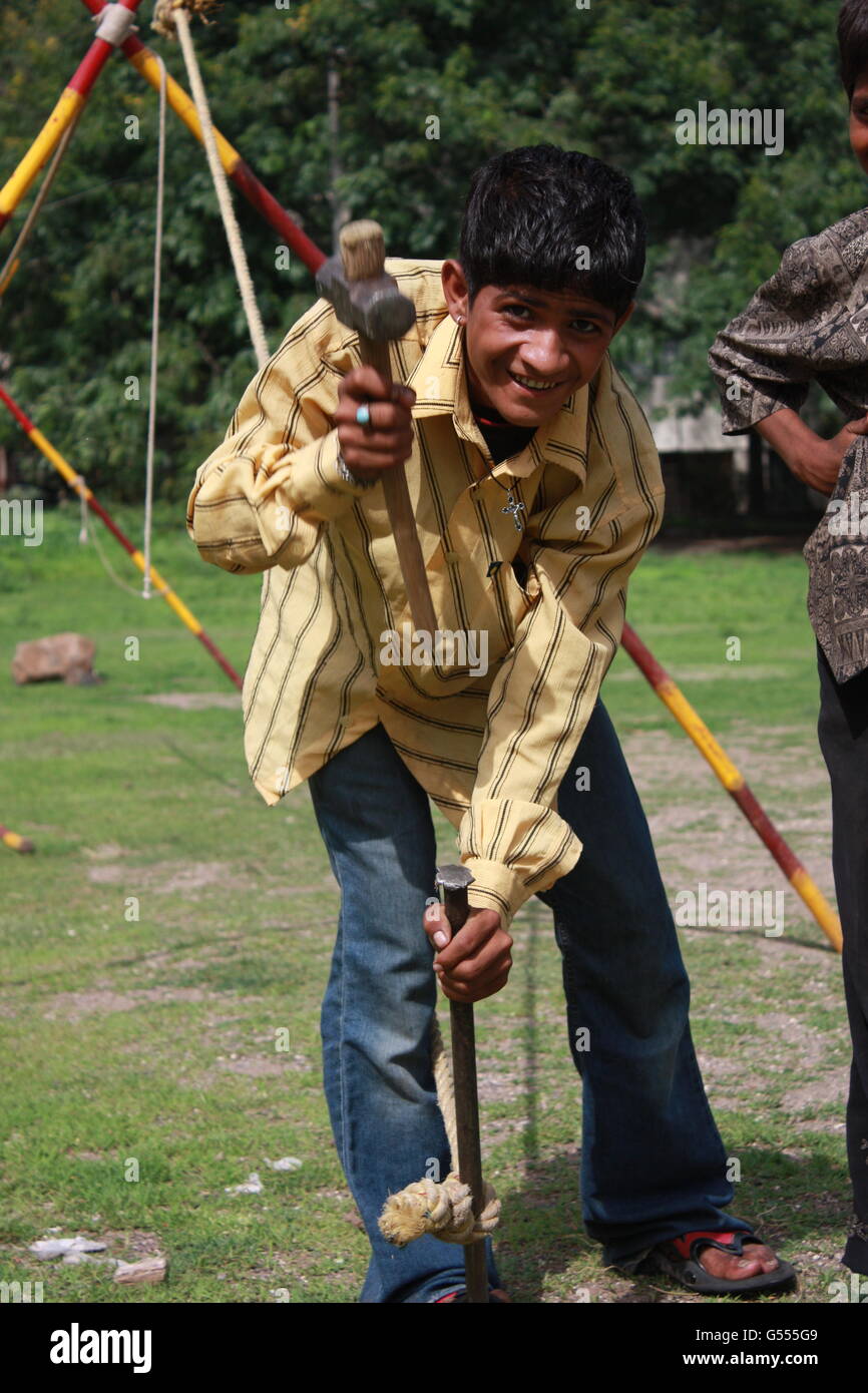 Boy hammer asian hi-res stock photography and images - Alamy