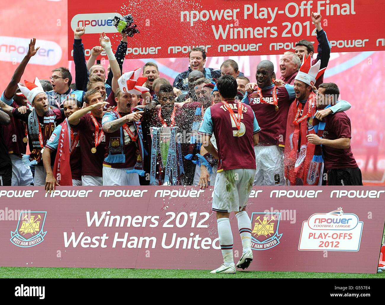 West ham united celebrate promotion to the premier league hi-res stock ...