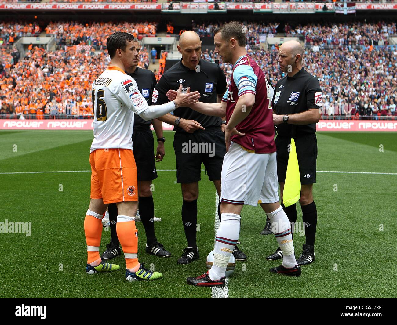 Captain kevin nolan hi-res stock photography and images - Alamy