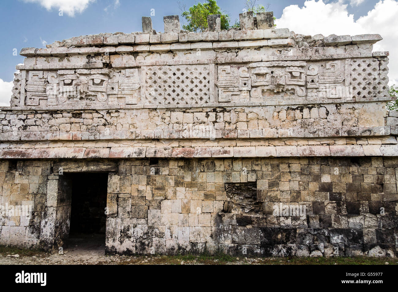 Temple Chichen Itza Mexico Stock Photo - Alamy