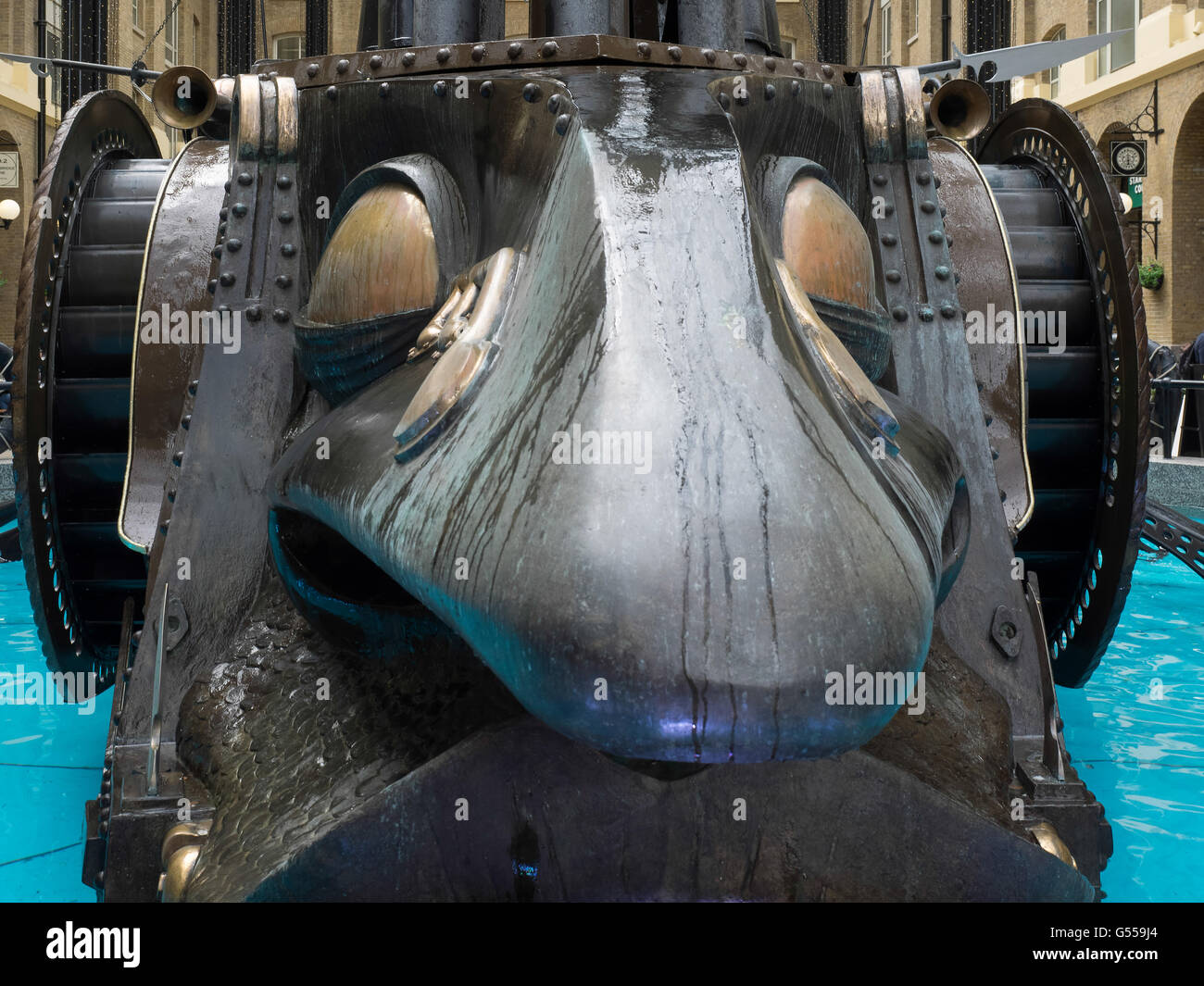 Sculptor david kemp hi-res stock photography and images - Alamy