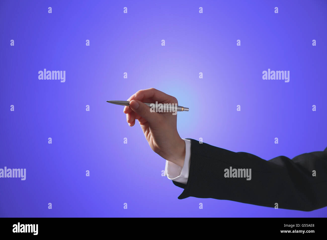 Female hand holding pen Stock Photo - Alamy Female hand holding pen Stock Photo - Alamy