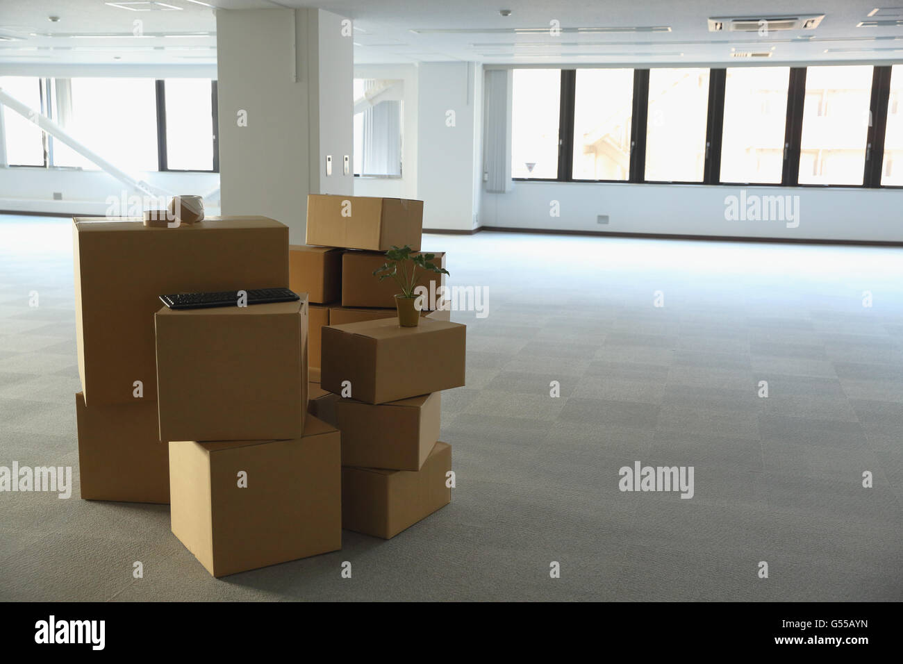 Empty office space multiple hi-res stock photography and images - Alamy