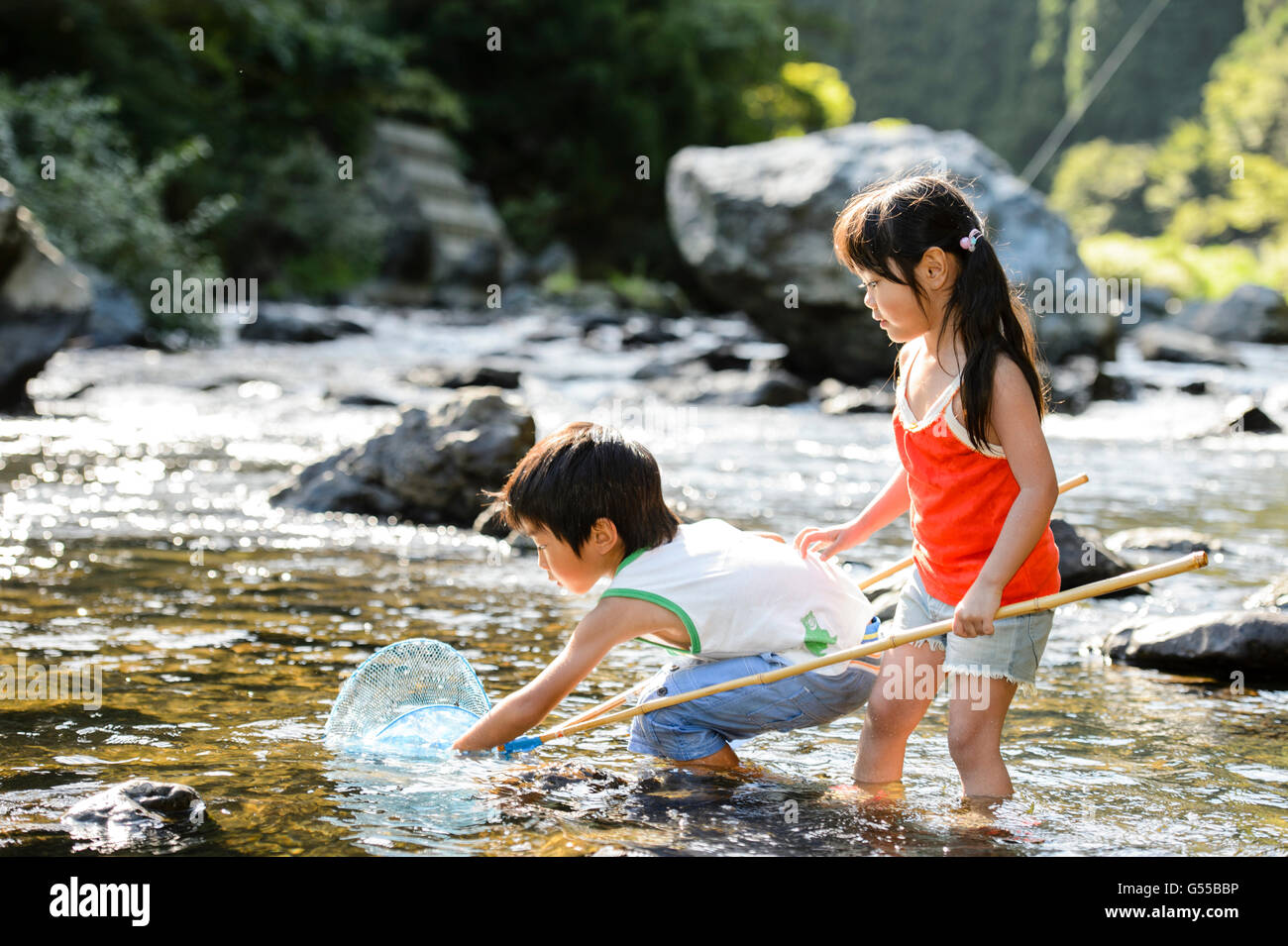 Japanese kids playing river hi-res stock photography and images - Alamy