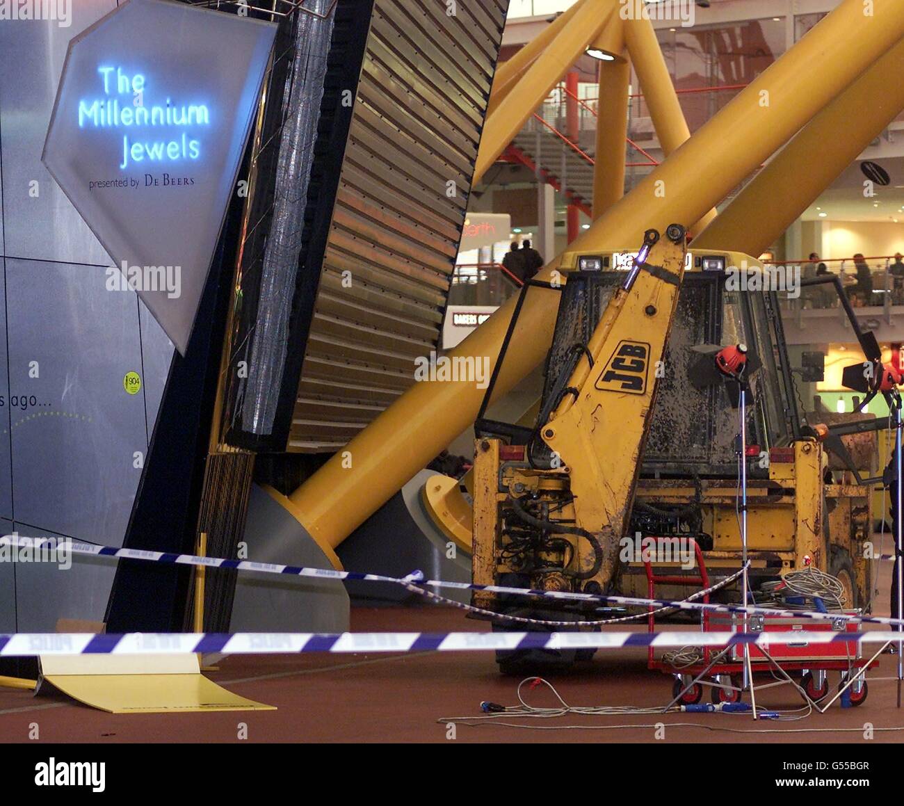 Dome excavator diamond robbery hi-res stock photography and images - Alamy