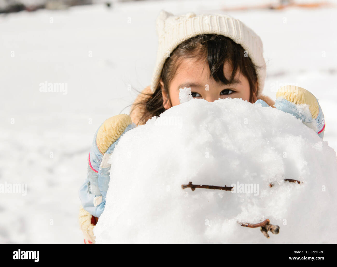 Body in snow hi-res stock photography and images - Alamy