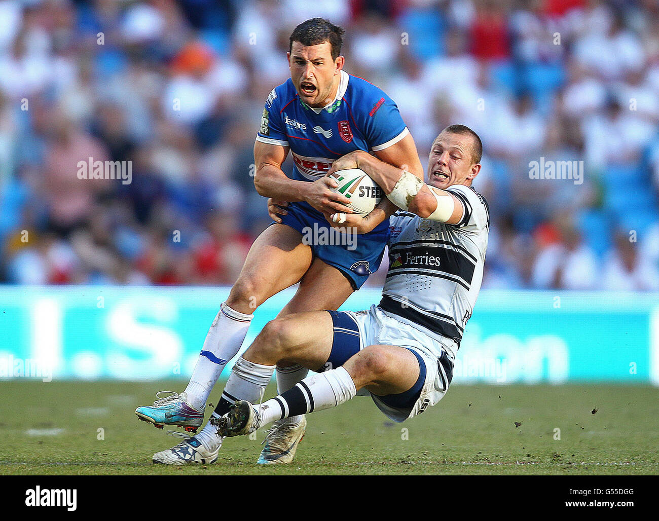 Hull FC's Richard Horne and Hull Rovers Shannon McDonnell (left) during ...