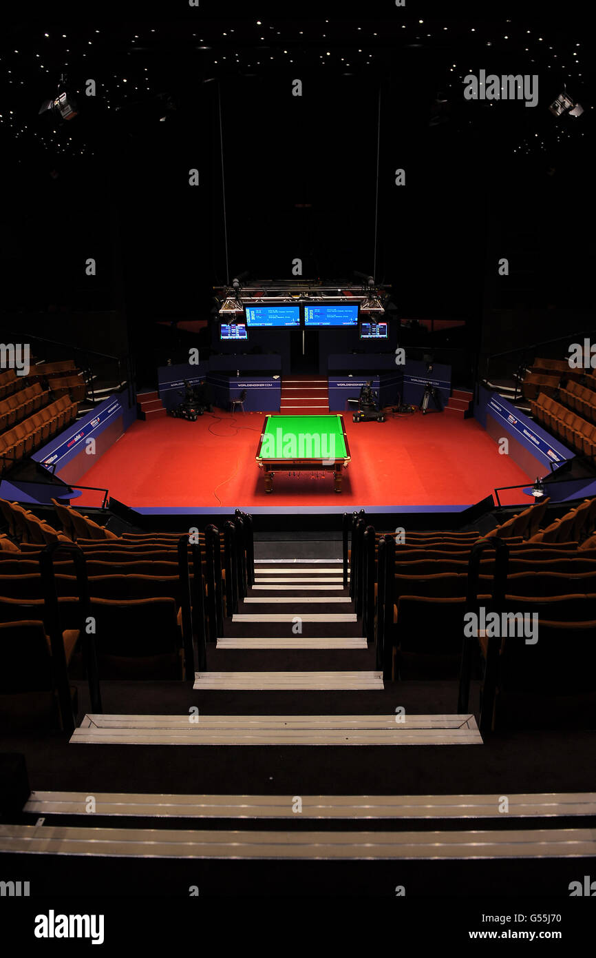 Inside of theatre hi-res stock photography and images - Alamy