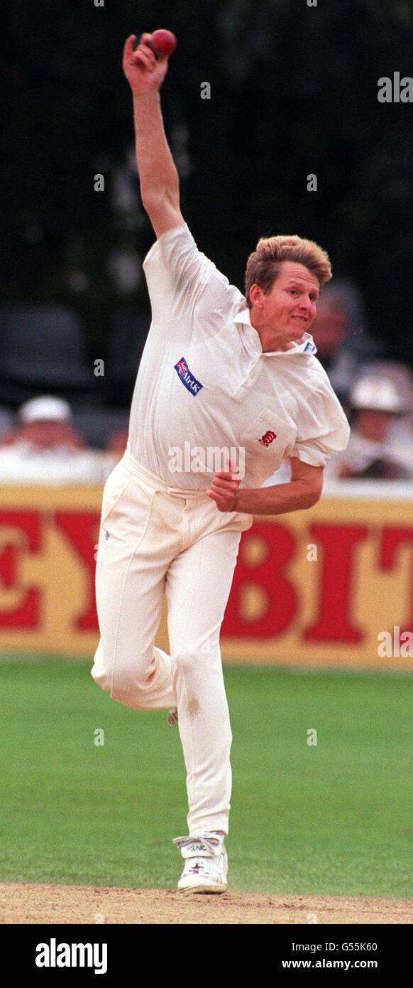 CRICKET. PETER SUCH, ESSEX CCC Stock Photo - Alamy