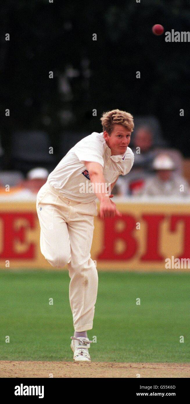 CRICKET. PETER SUCH - ESSEX CCC Stock Photo - Alamy