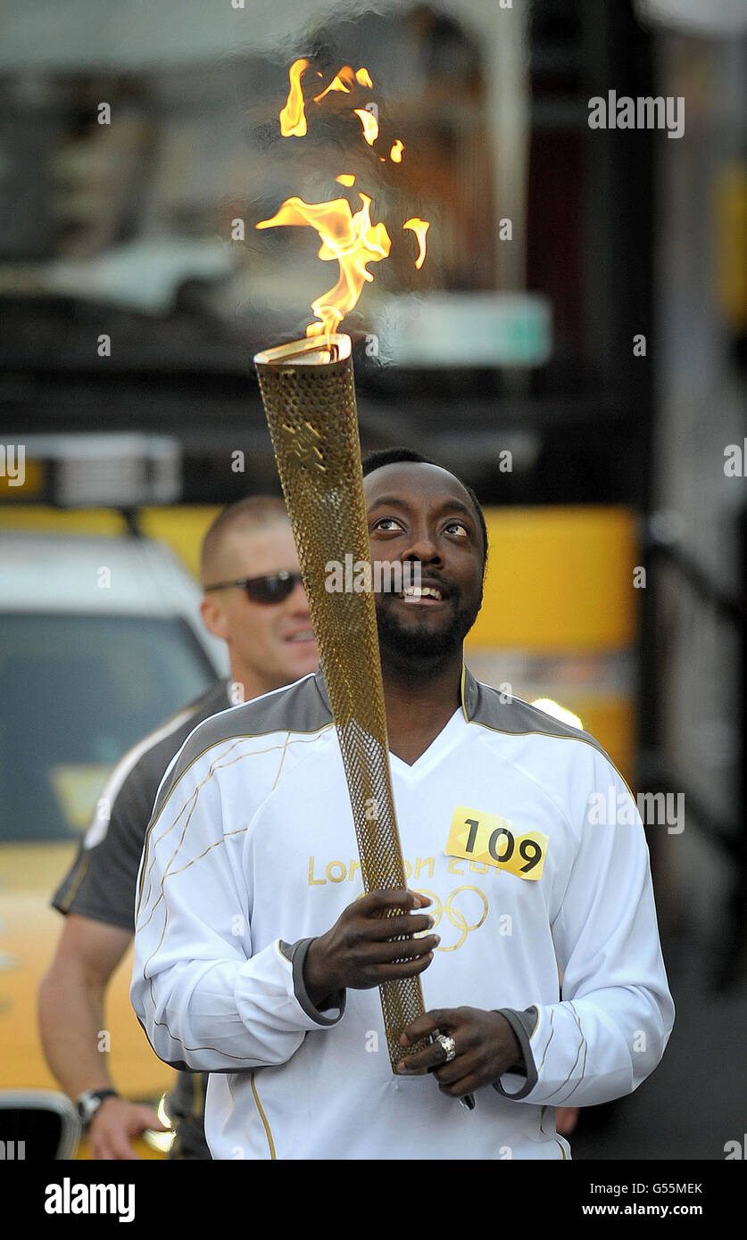 Day 3 - Olympic Torch Relay Stock Photo - Alamy