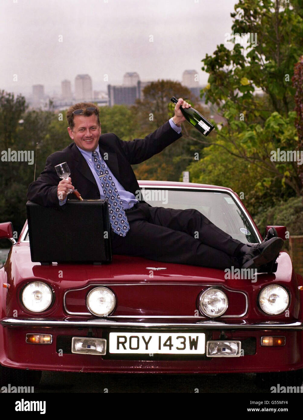 Bond Roy Charles Stock Photo - Alamy