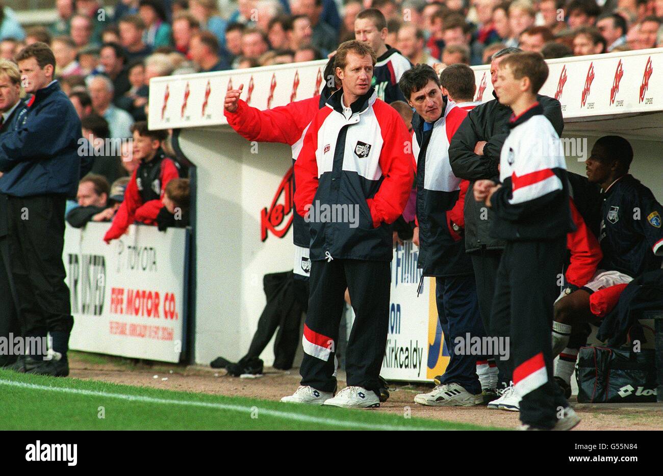Jimmy nicholl raith rovers manager hi-res stock photography and images ...