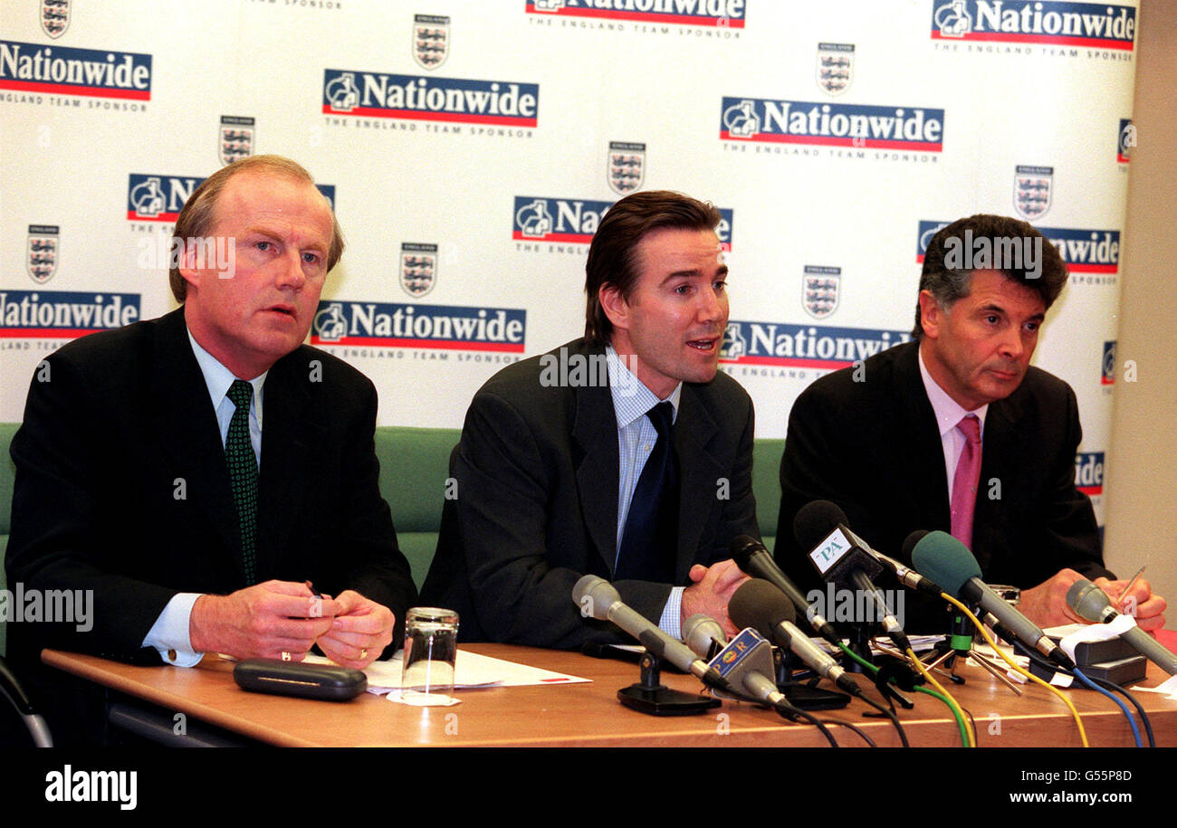 Lazio coach sven goran eriksson l hi-res stock photography and images ...