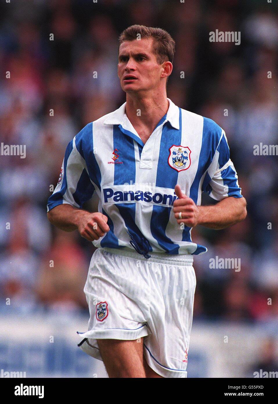 Lee sinnott huddersfield hi-res stock photography and images - Alamy