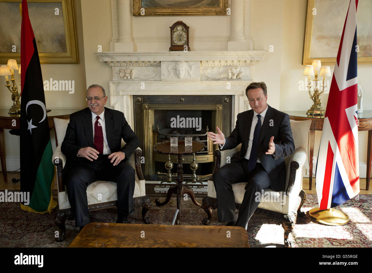 Cameron meets Libya PM Stock Photo - Alamy