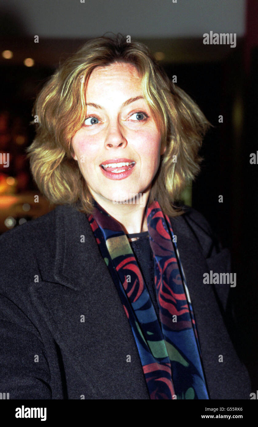 Greta scacchi hi-res stock photography and images - Alamy